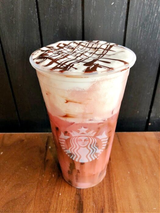 This Starbucks Neapolitan Refresher Will Have You Thinking Summer Thoughts