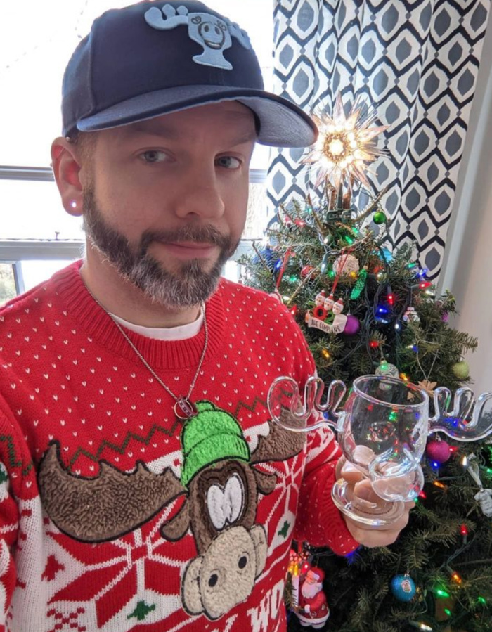 These Moose Mugs Look Just Like The Ones From 'Christmas Vacation' And ...