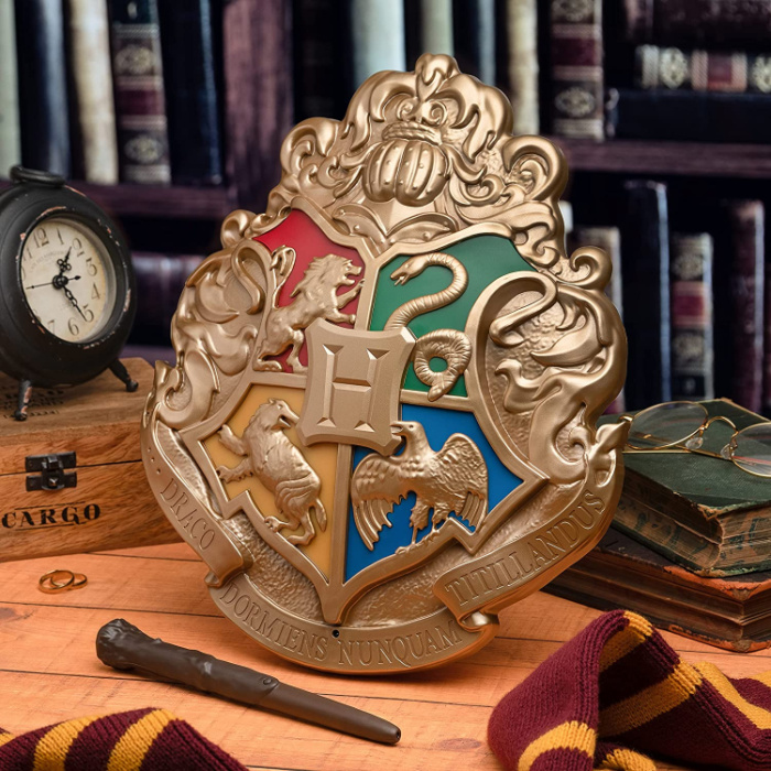 You Can Get A Harry Potter Hogwarts Crest Light That You Control With A ...