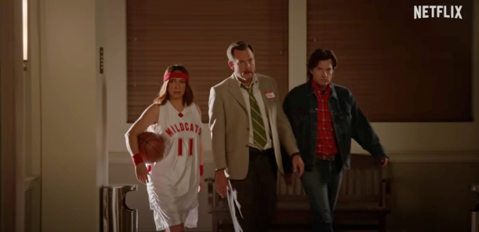 Netflix's New Murder Mystery Christmas Special Will Have You Wondering ...